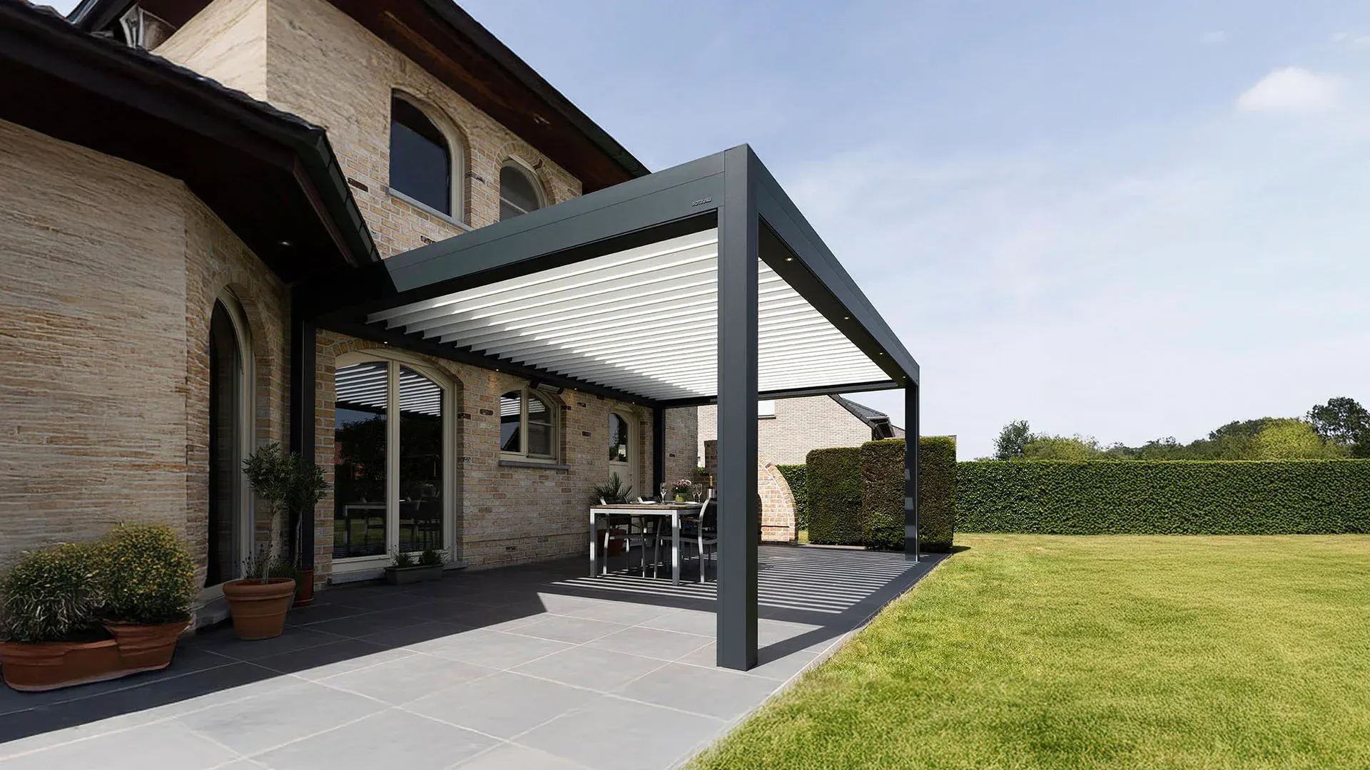 Aylux - Ihr Partner für Terrassenüberdachungen, Markisen und Wintergärten
